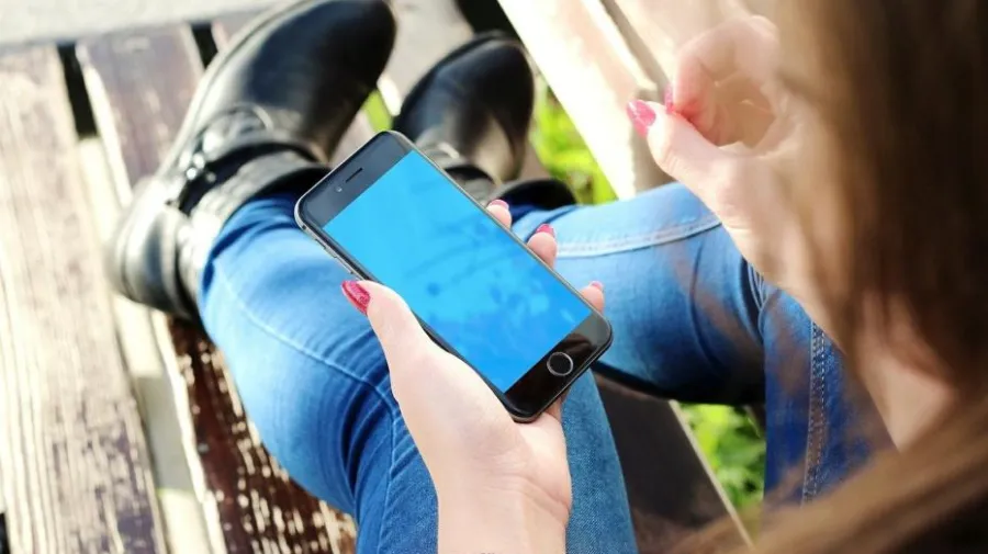 Kako vratiti slike sa pokvarenog telefona? - Žena.hr