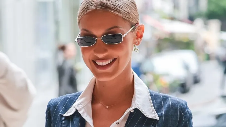 Bella Hadid u odličnoj haljini potvrdila trend strukiranih komada - Žena.hr