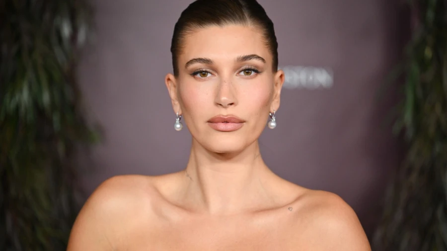 Hailey Bieber cipelama prekršila staro modno pravilo - je li htjela ...