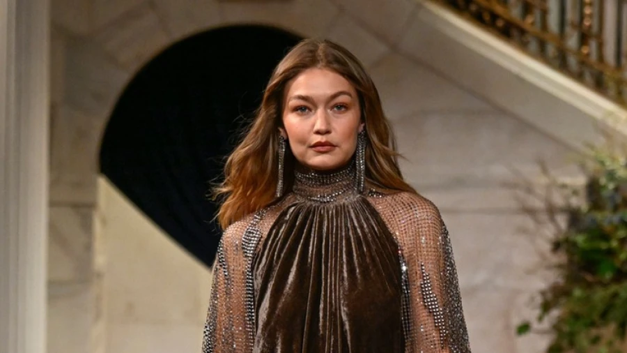 Gigi Hadid otvorila spektakl Ralpha Laurena u New Yorku: Jesen će biti ...